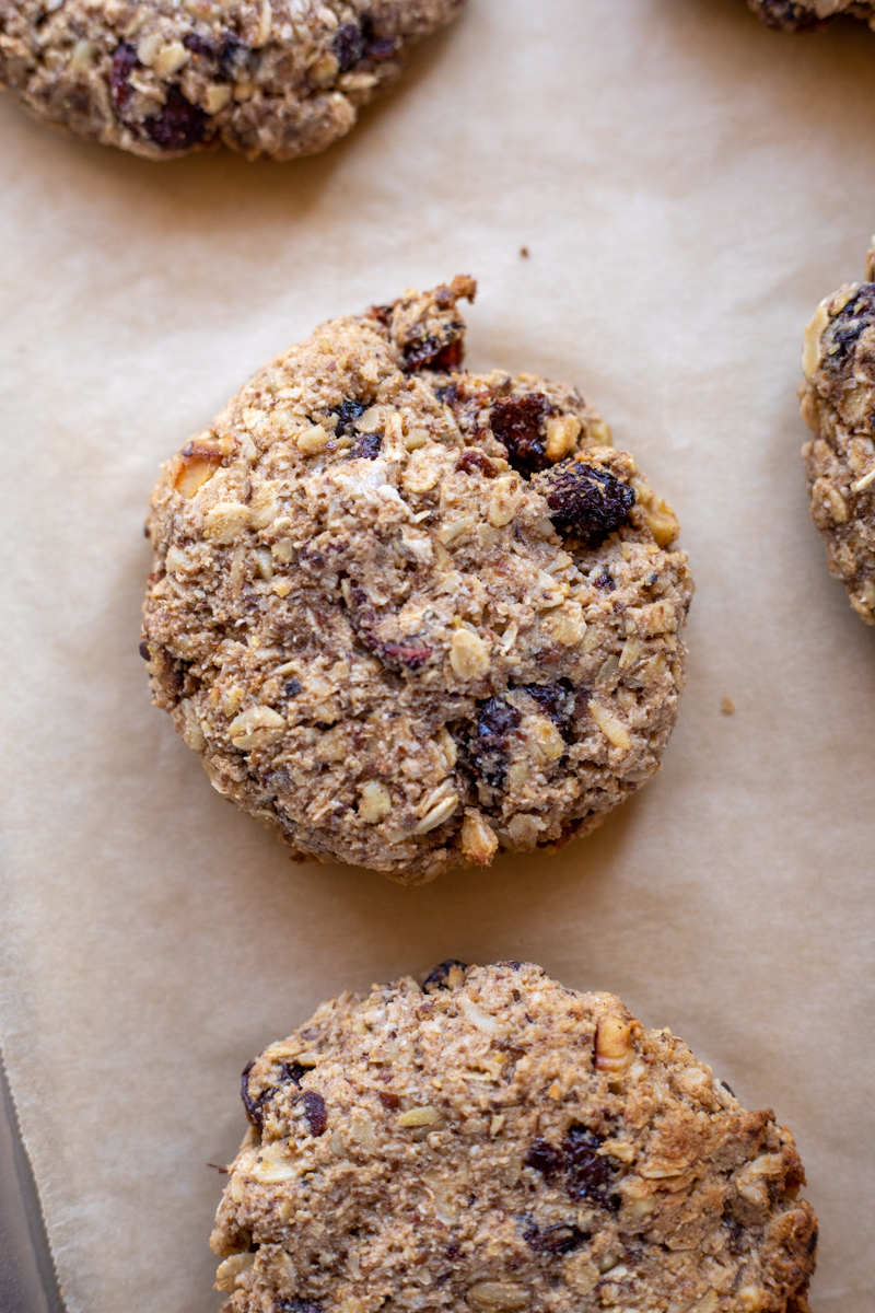 Cranberry Ginger Oatmeal Cookies - The Dreaming Foodie
